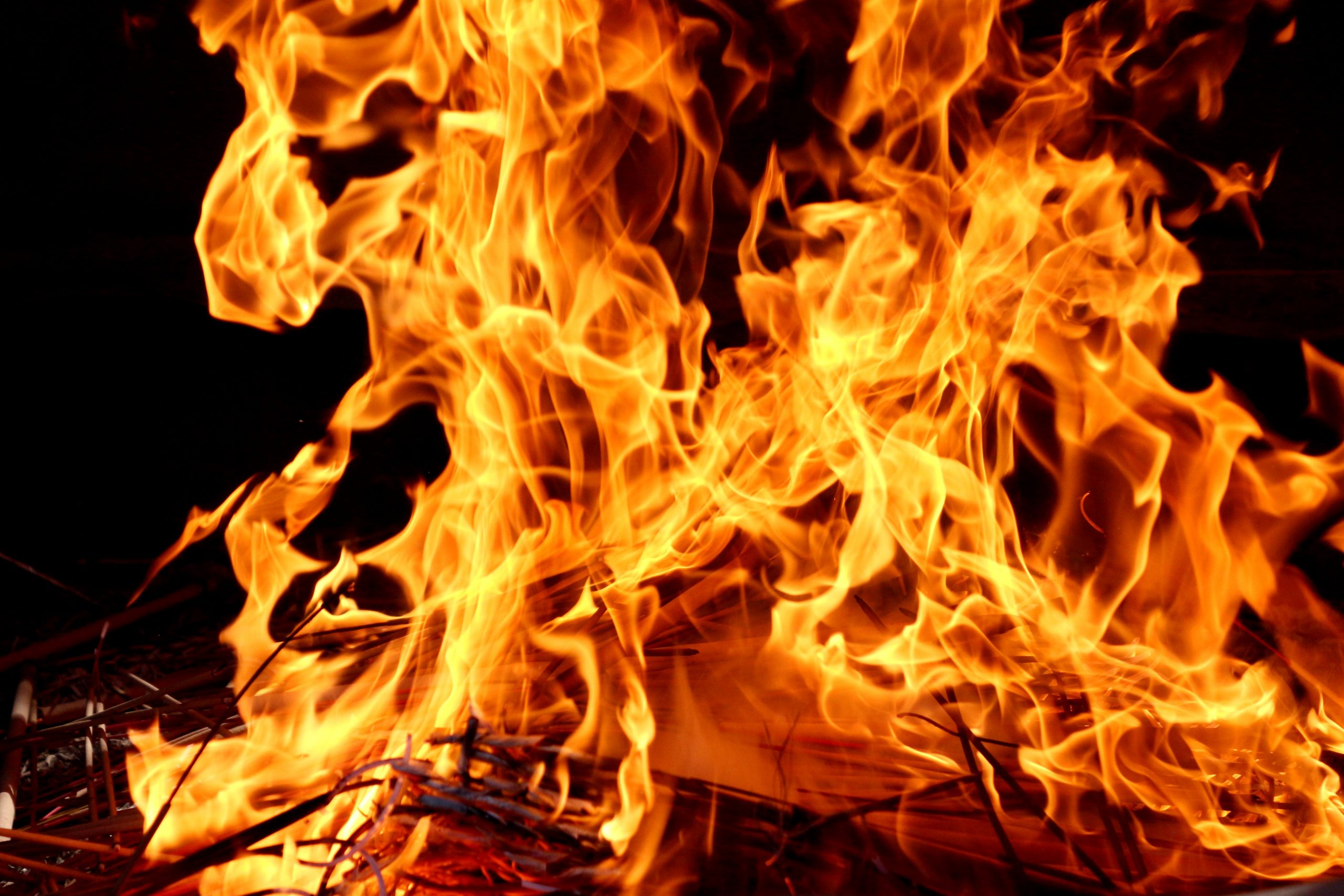 Iman Di Dalam Api yang Menghanguskan – Bahasa Indonesia